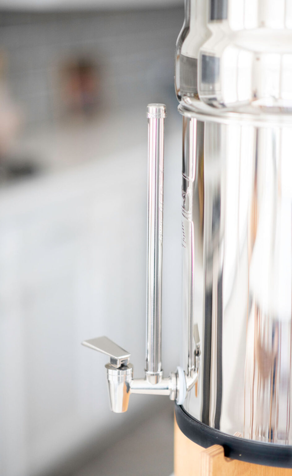 Buy The Stainless Steel Tru-View™ Water Spigot - USA Berkey Filters